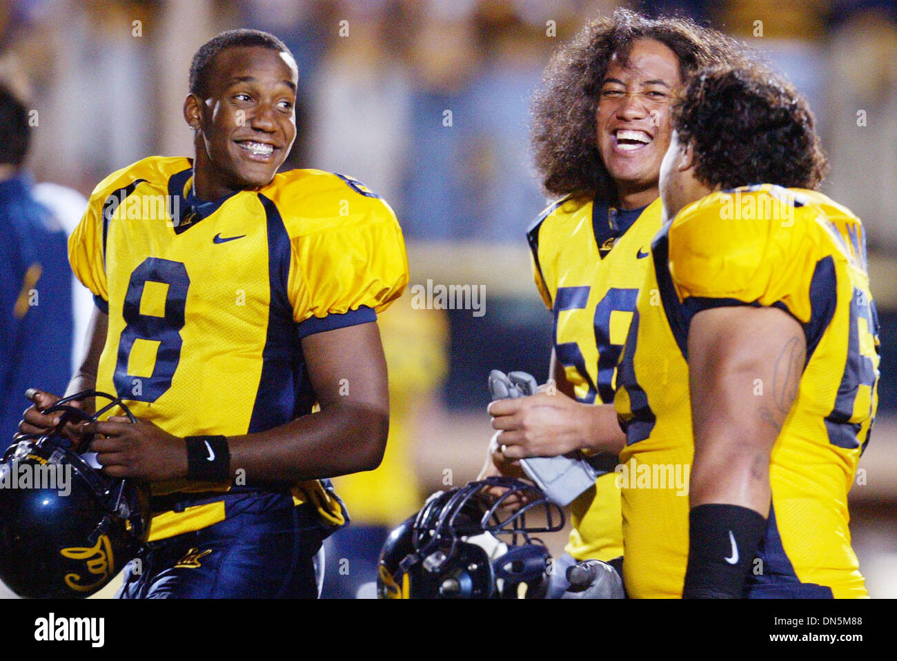 Nov 04, 2006; Berkeley, CA, USA; California's Kyle Reed (8) and Chet ...