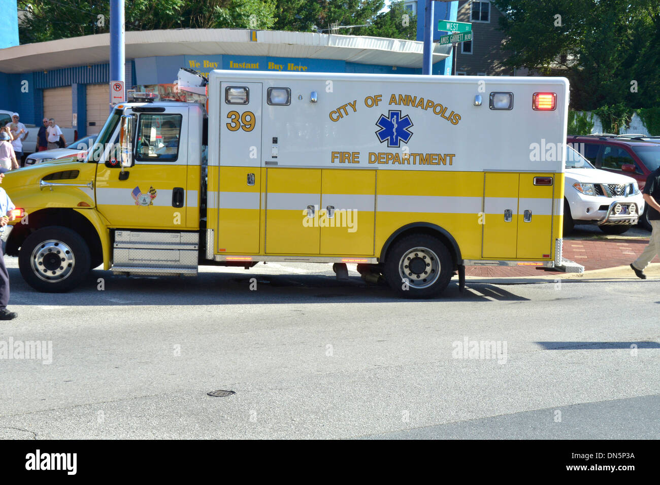A city of Annapolis Fire Department ambulance on the scene of a ...