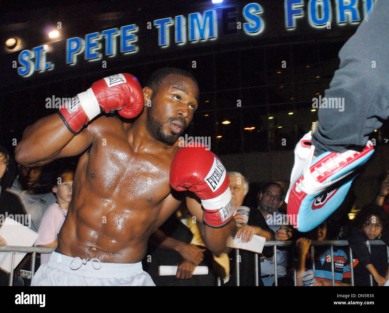 Nov 28, 2006; Tampa, FL, USA; Former super middleweight champion JEFF ...