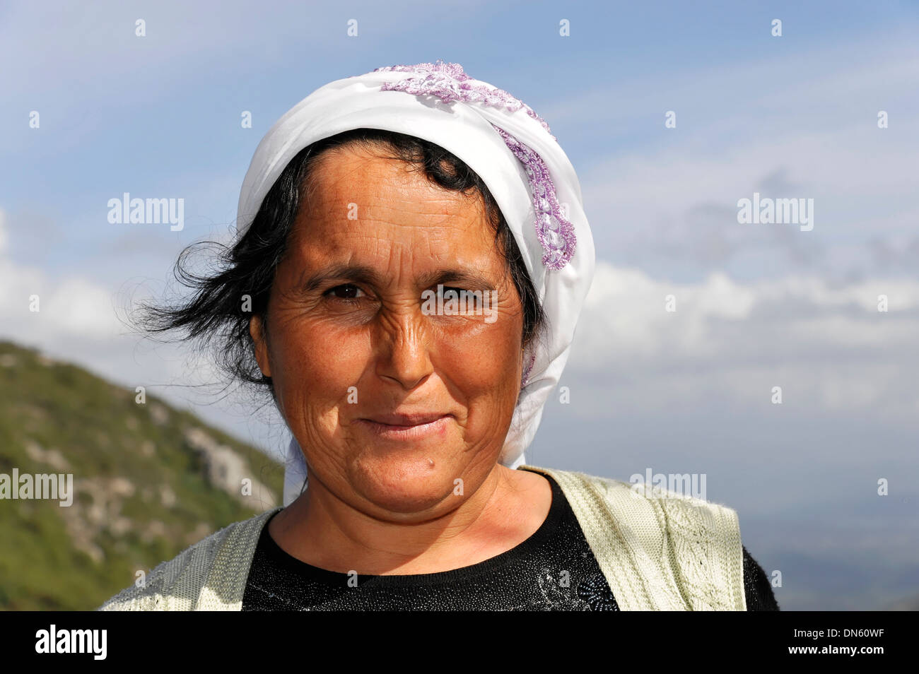 Turkish woman portrait hi-res stock photography and images - Alamy