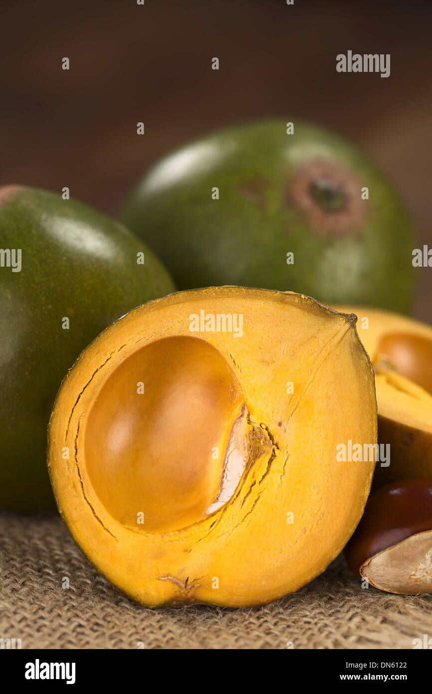 Lucuma hi-res stock photography and images - Alamy