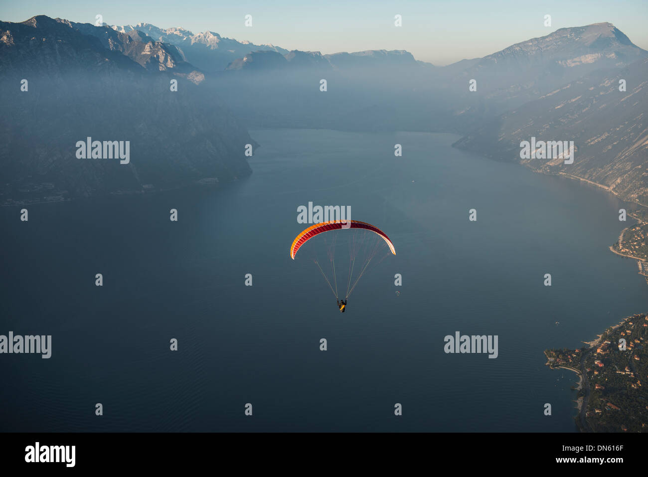 Flying atmospheric inversion hi-res stock photography and images - Alamy