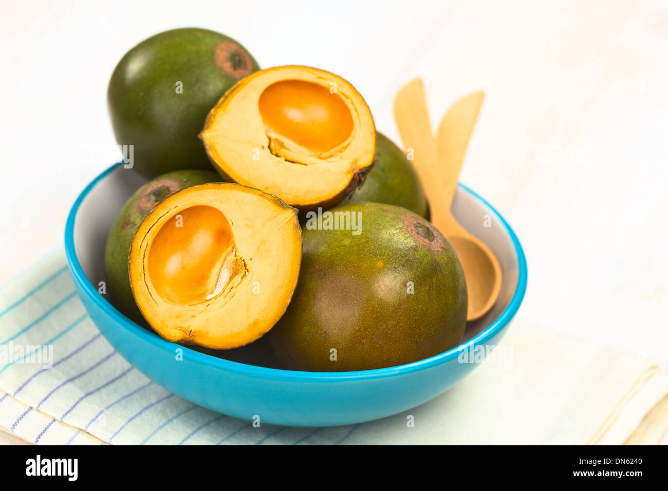 Lucuma peru hi-res stock photography and images - Alamy