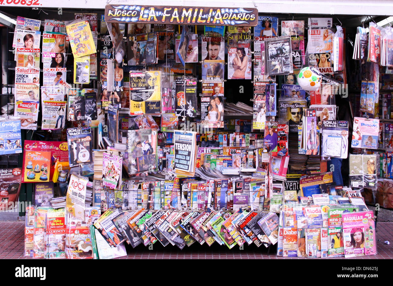 Magazine Street Stock Photos & Magazine Street Stock Images - Alamy