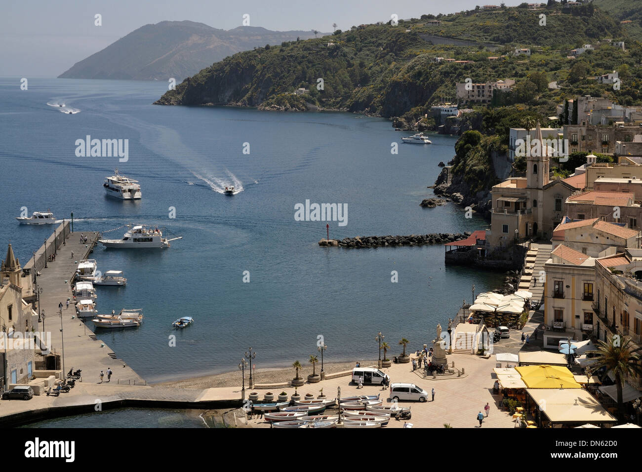 Harbor of Lipari town, Lipari island, UNESCO World Heritage site ...