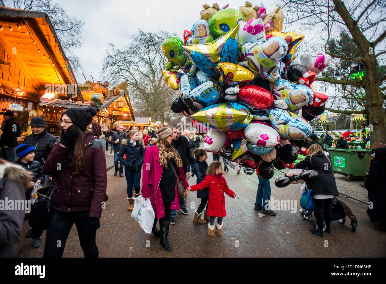 Fairground stall balloons hi-res stock photography and images - Alamy