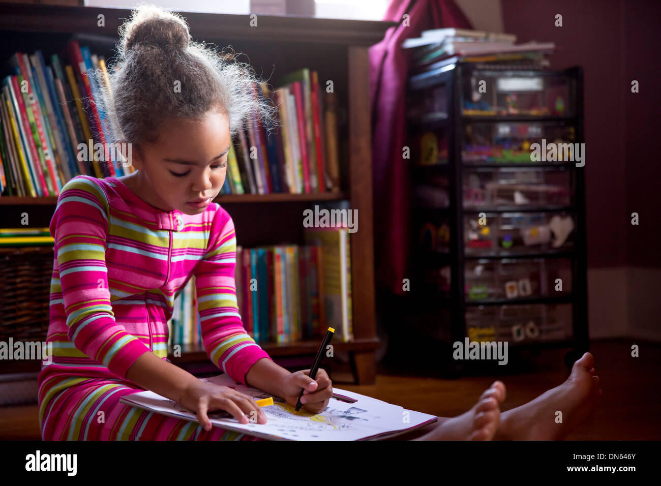 Mixed drawing hi-res stock photography and images - Alamy