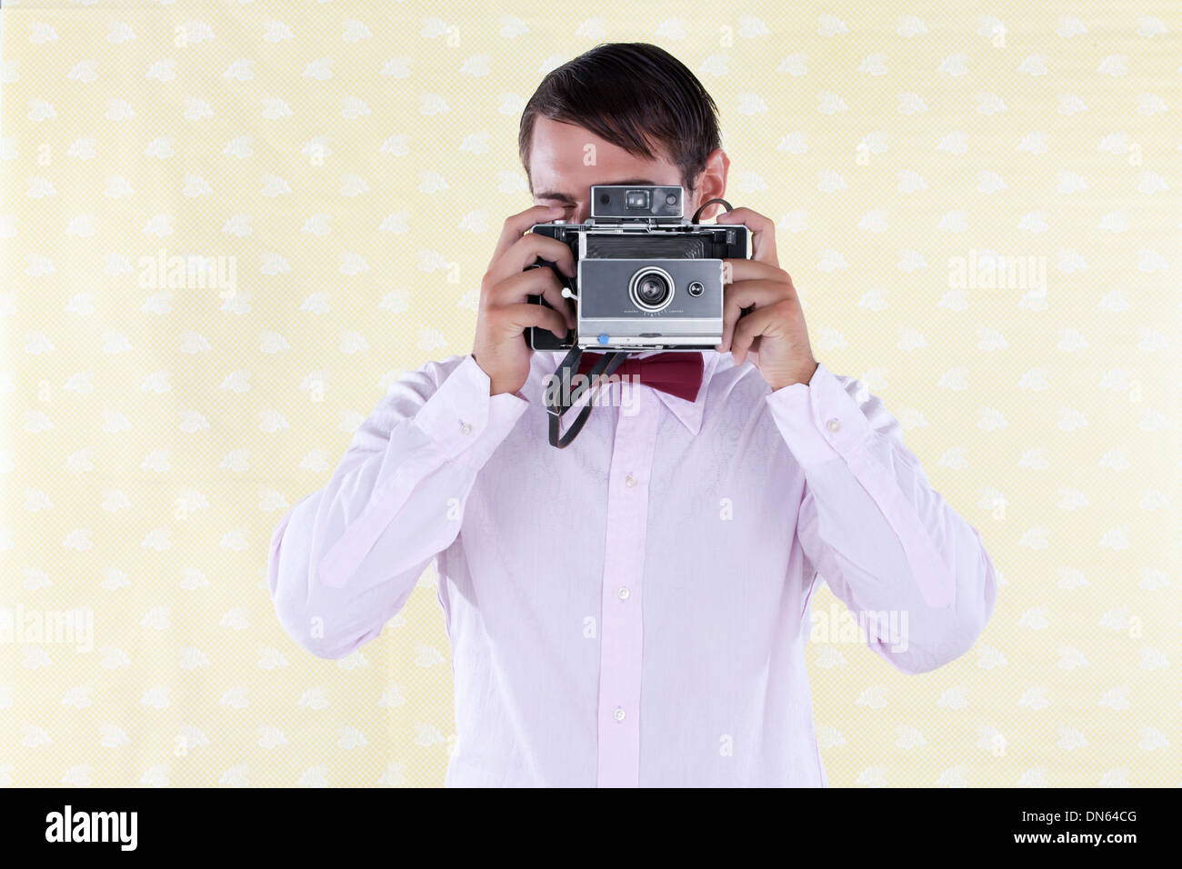 Man Looking Through Old Medium Format Camera Stock Photo - Alamy