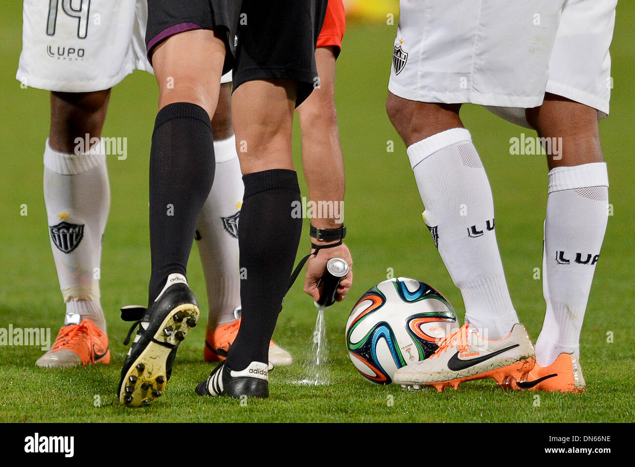 Referee spray High Resolution Stock Photography and Images - Alamy