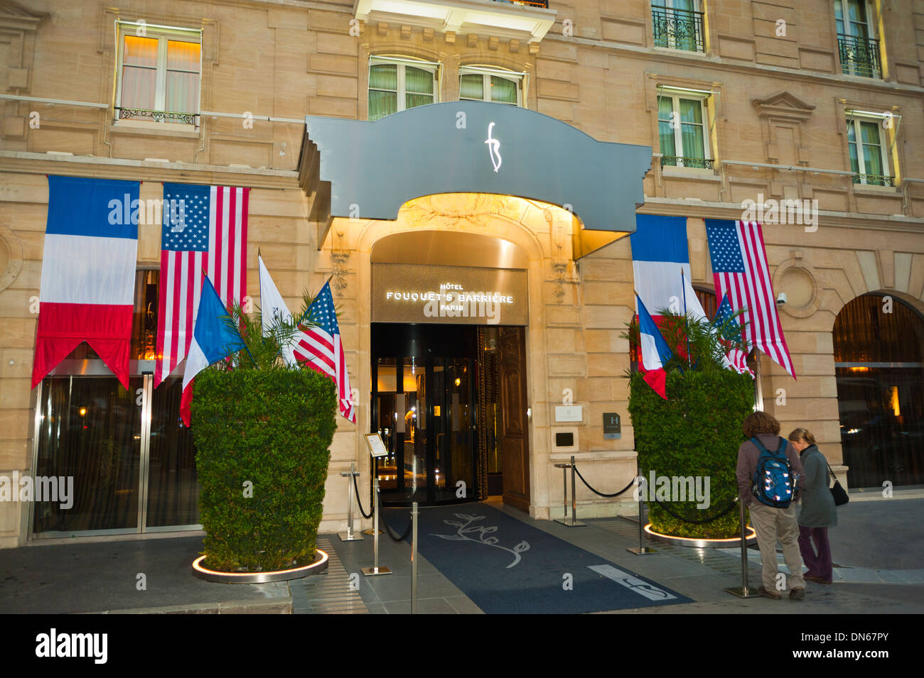 Hotel front exterior flags High Resolution Stock Photography and Images ...