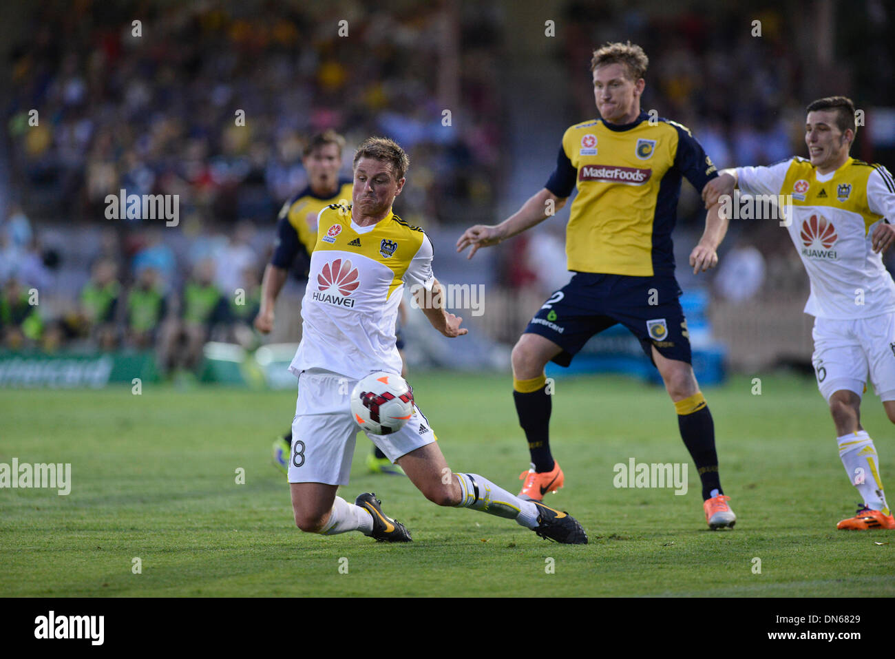 Sydney, Australia. 19th Dec, 2013. Wellingtons defender Ben Sigmund in ...