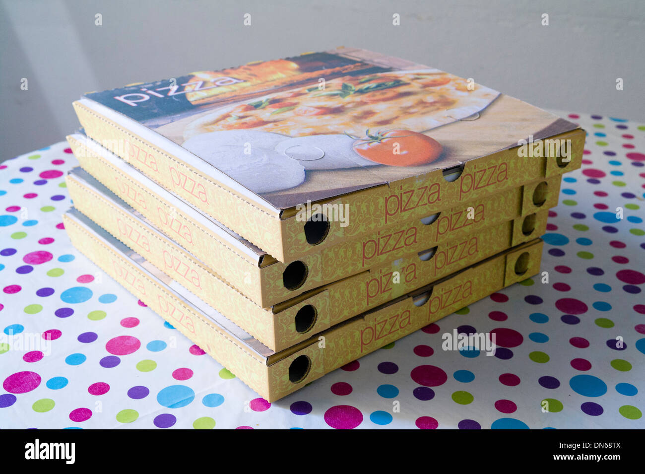 pizza takeaway boxes Stock Photo - Alamy