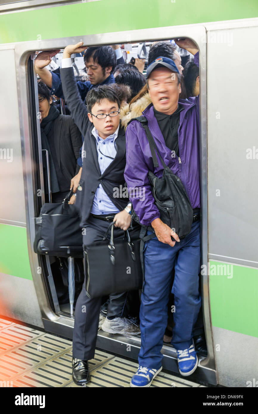 Subway train japan packed hi-res stock photography and images - Alamy