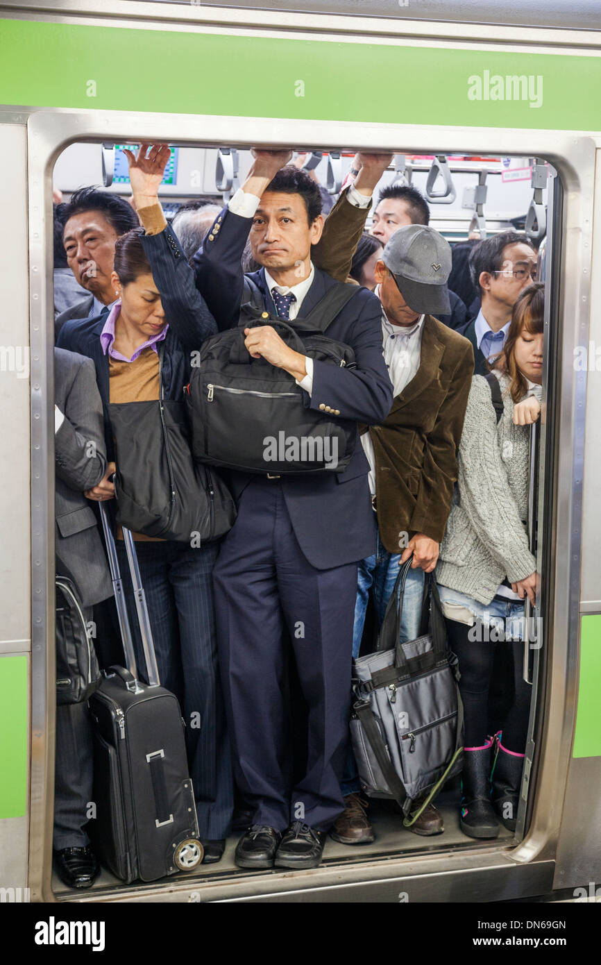 Japan, Honshu, Kanto, Tokyo, Shinjuku Station, Rush Hour Crowds on ...