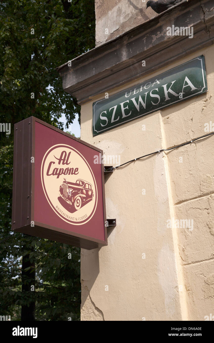 Restaurant capone hi-res stock photography and images - Alamy