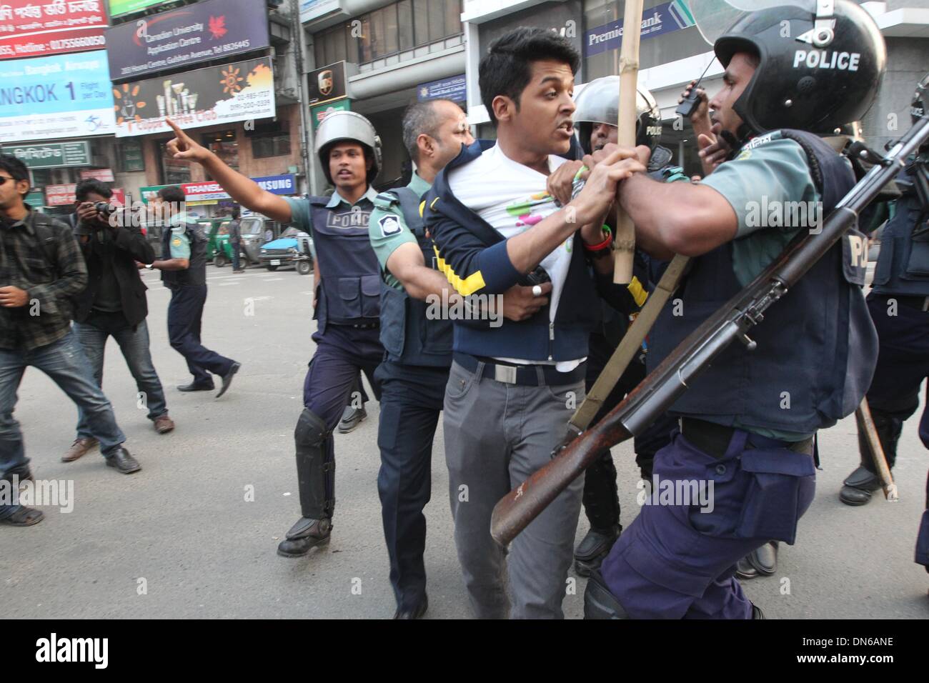 Bangladesh police riot hi-res stock photography and images - Alamy
