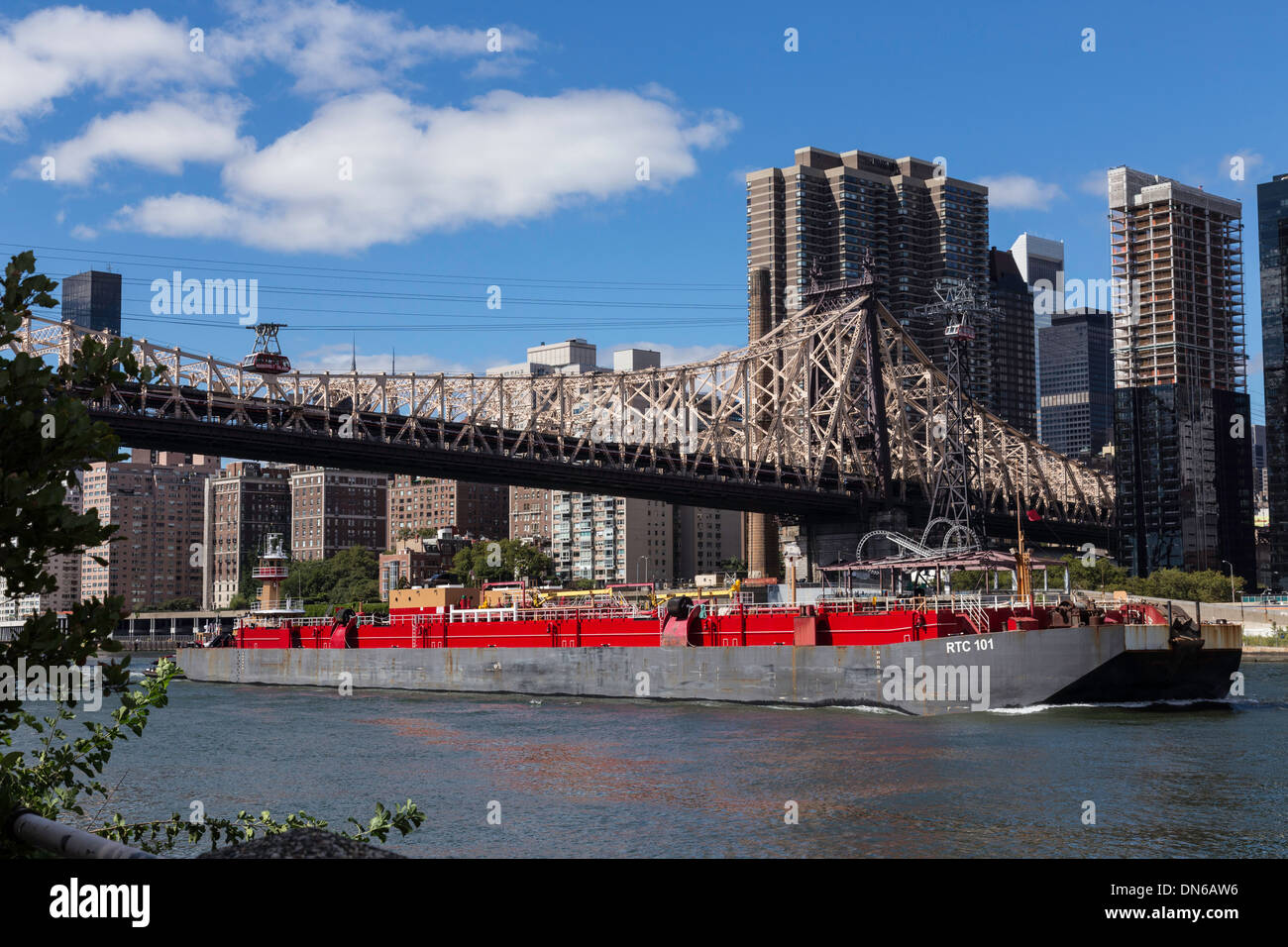 Barge and Tugboat,The Ed Koch Queensboro Bridge and East River, NYC ...