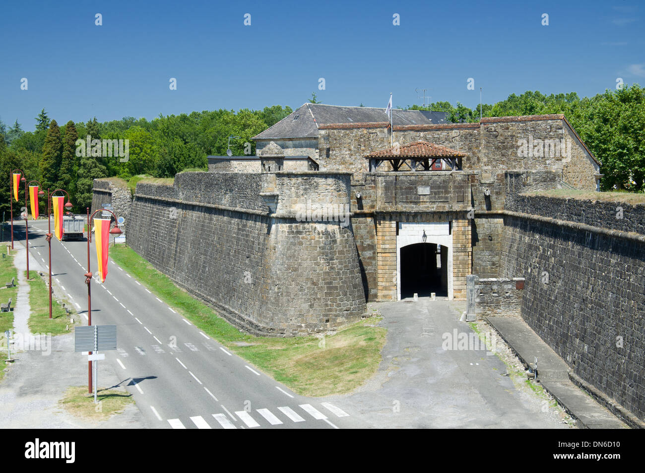 Fortified walls of the French medieval town Stock Photo - Alamy