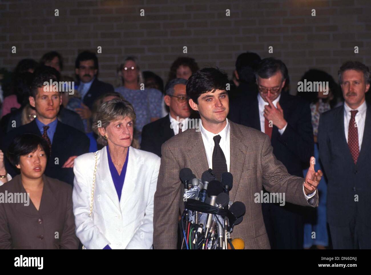Dec. 11, 1991 - I6282..WILLIAM KENNEDY SMITH LEAVING COURT AFTER NOT ...