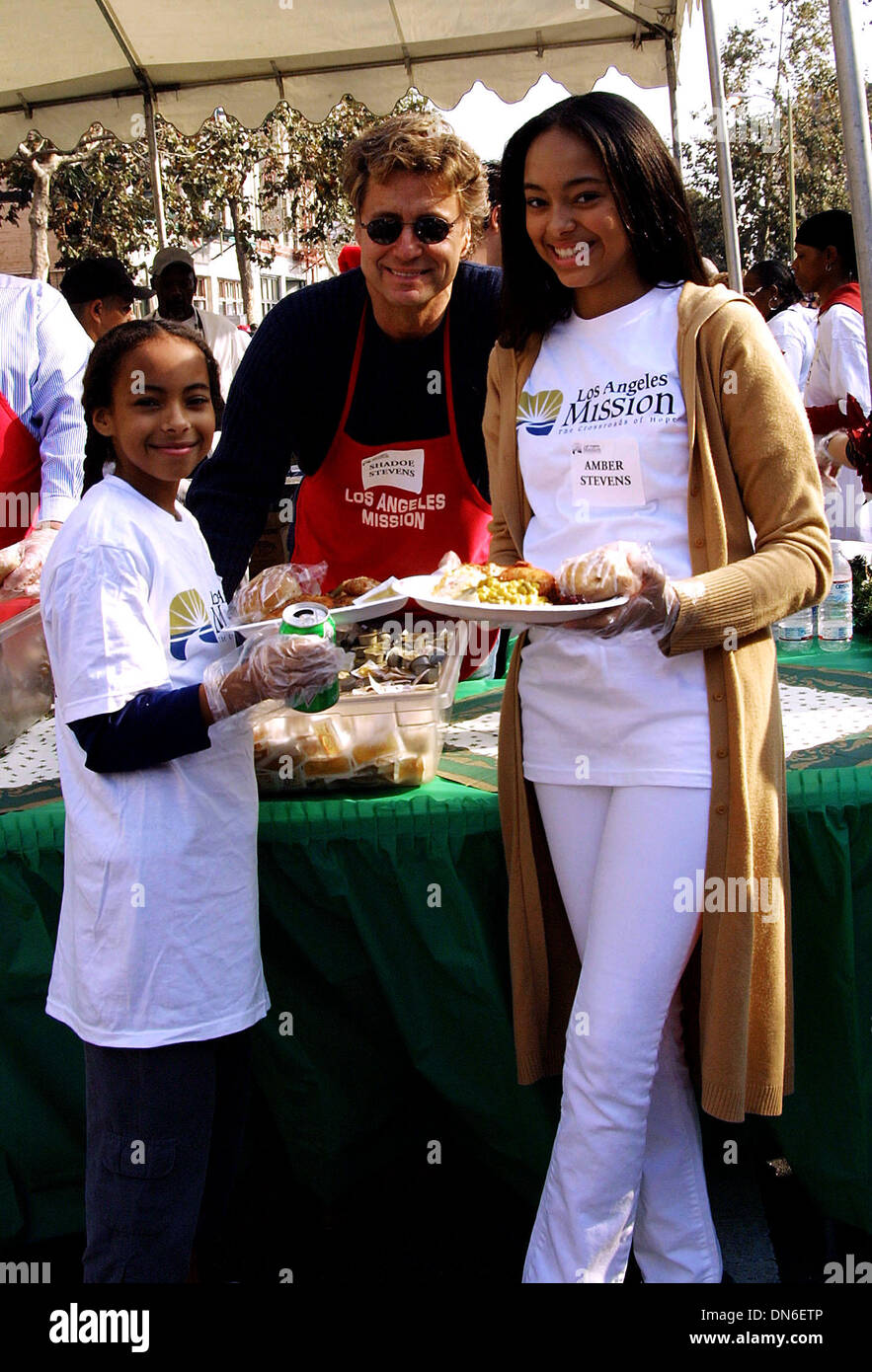 Dec. 22, 2001 - Los Angeles, CALIFORNIA, USA - SHADOE STEVENS AND HIS ...