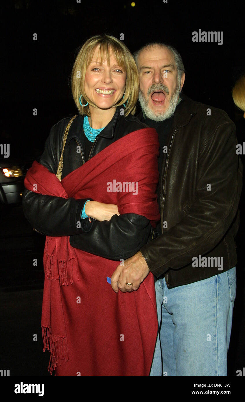 Apr. 9, 2002 - Santa Monica, CALIFORNIA, USA - SUSAN BLAKELY AND HER ...
