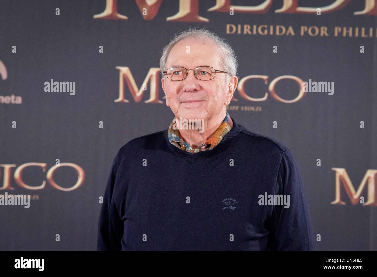 Noah gordon hi-res stock photography and images - Alamy