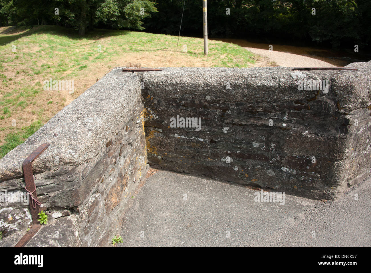 Old Roman Stone Bridge Lostwithiel Cornwall UK Stock Photo - Alamy