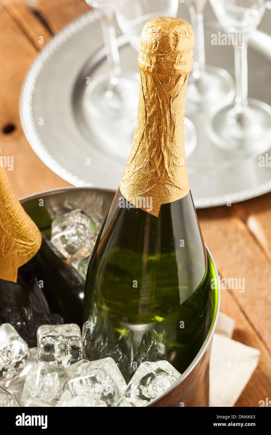 Bubbling Champagne in a Glass for a Celebration Stock Photo - Alamy