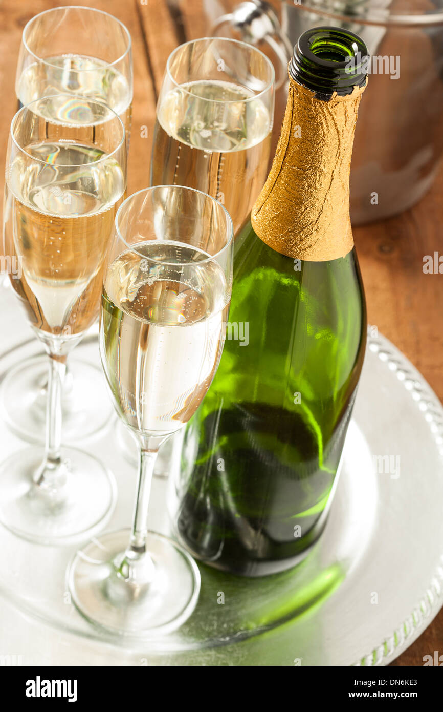 Alcohol celebrate celebration wine hi-res stock photography and images ...