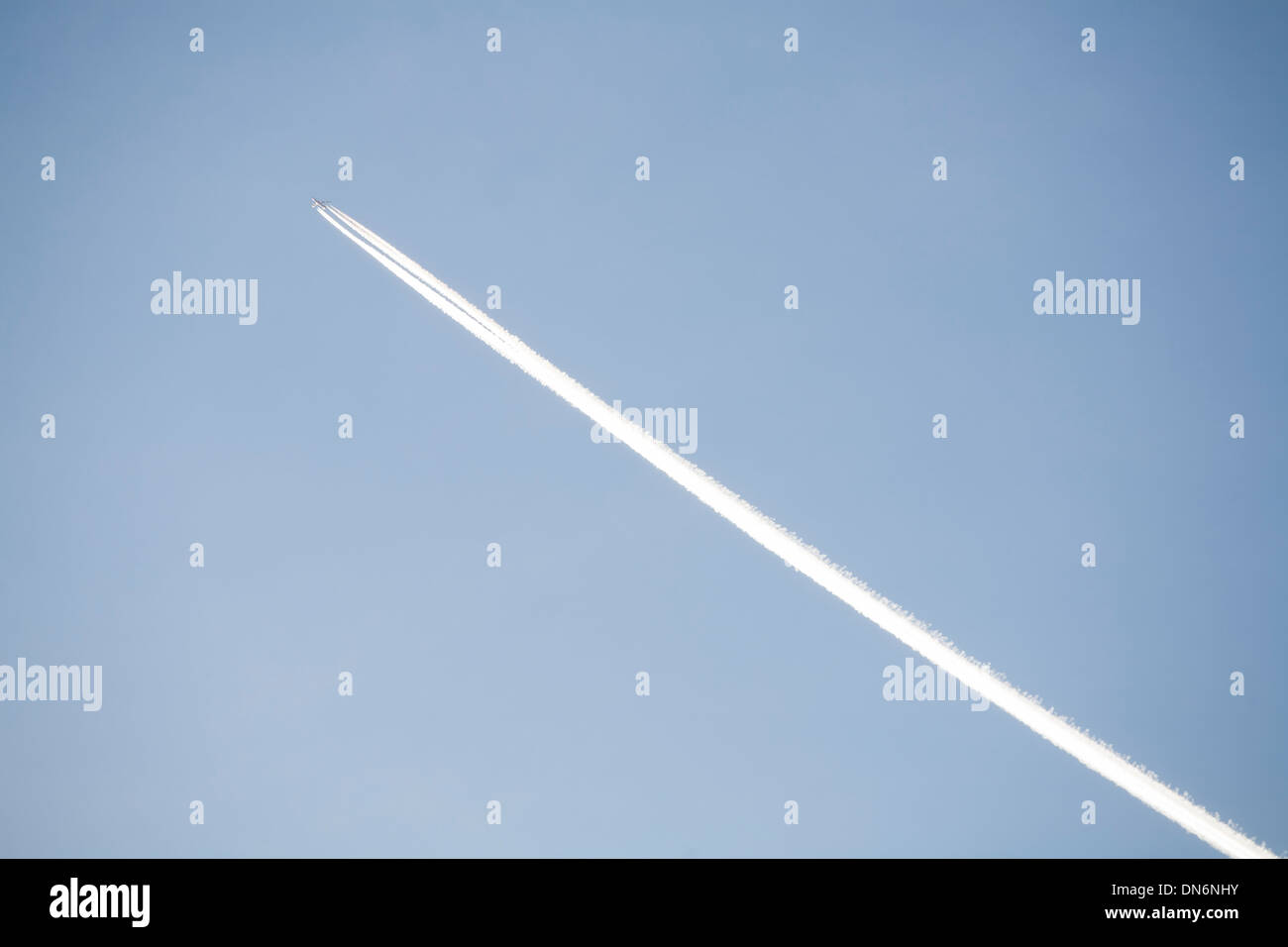 Flight contrail man hi-res stock photography and images - Alamy