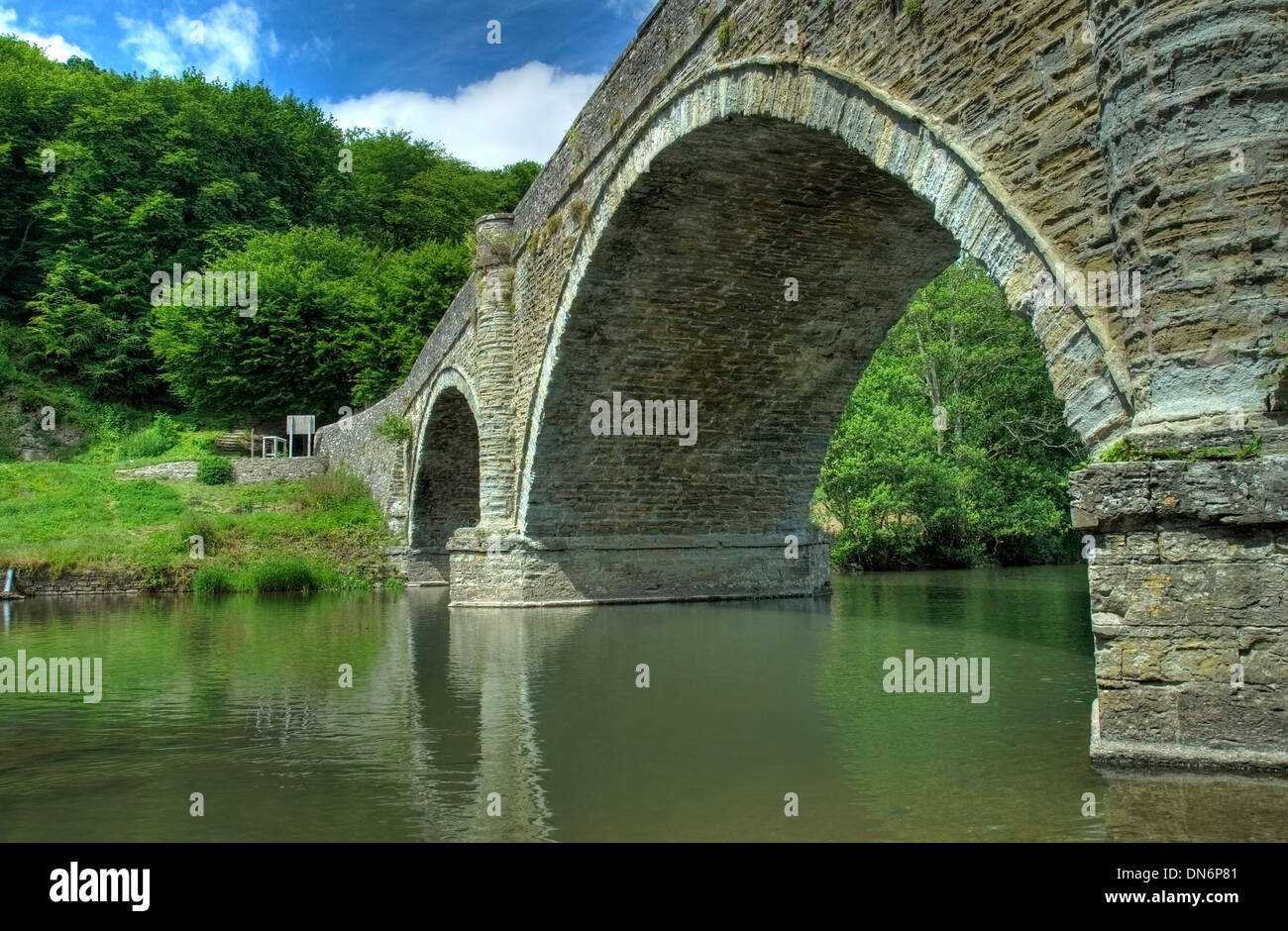 Dinham Bridge near Ludlow Castle, Shropshire, England Stock Photo - Alamy