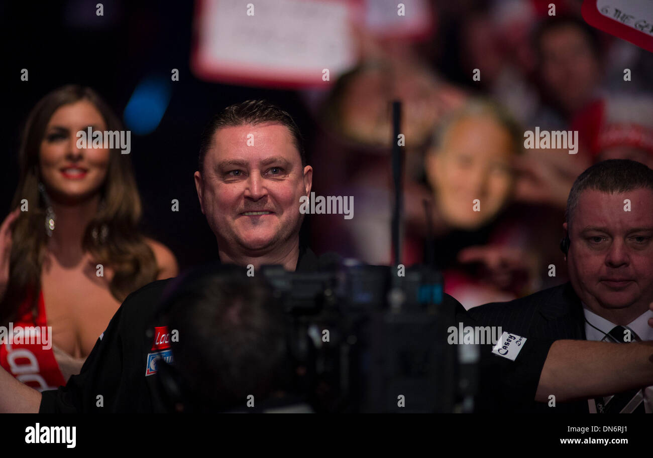 Darts kevin painter hi-res stock photography and images - Alamy