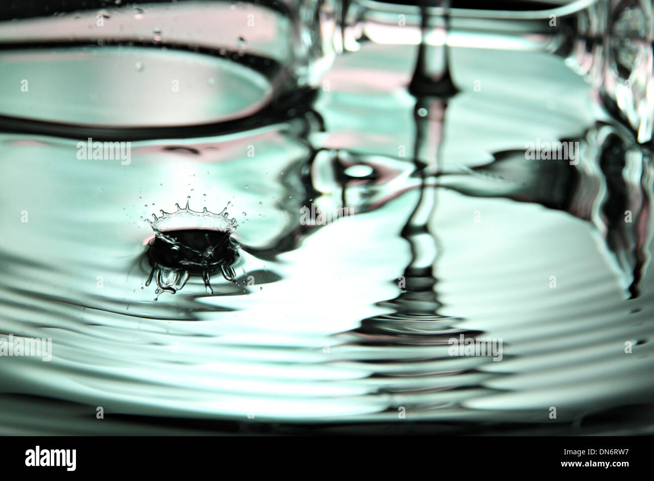 Drop shape hi-res stock photography and images - Alamy