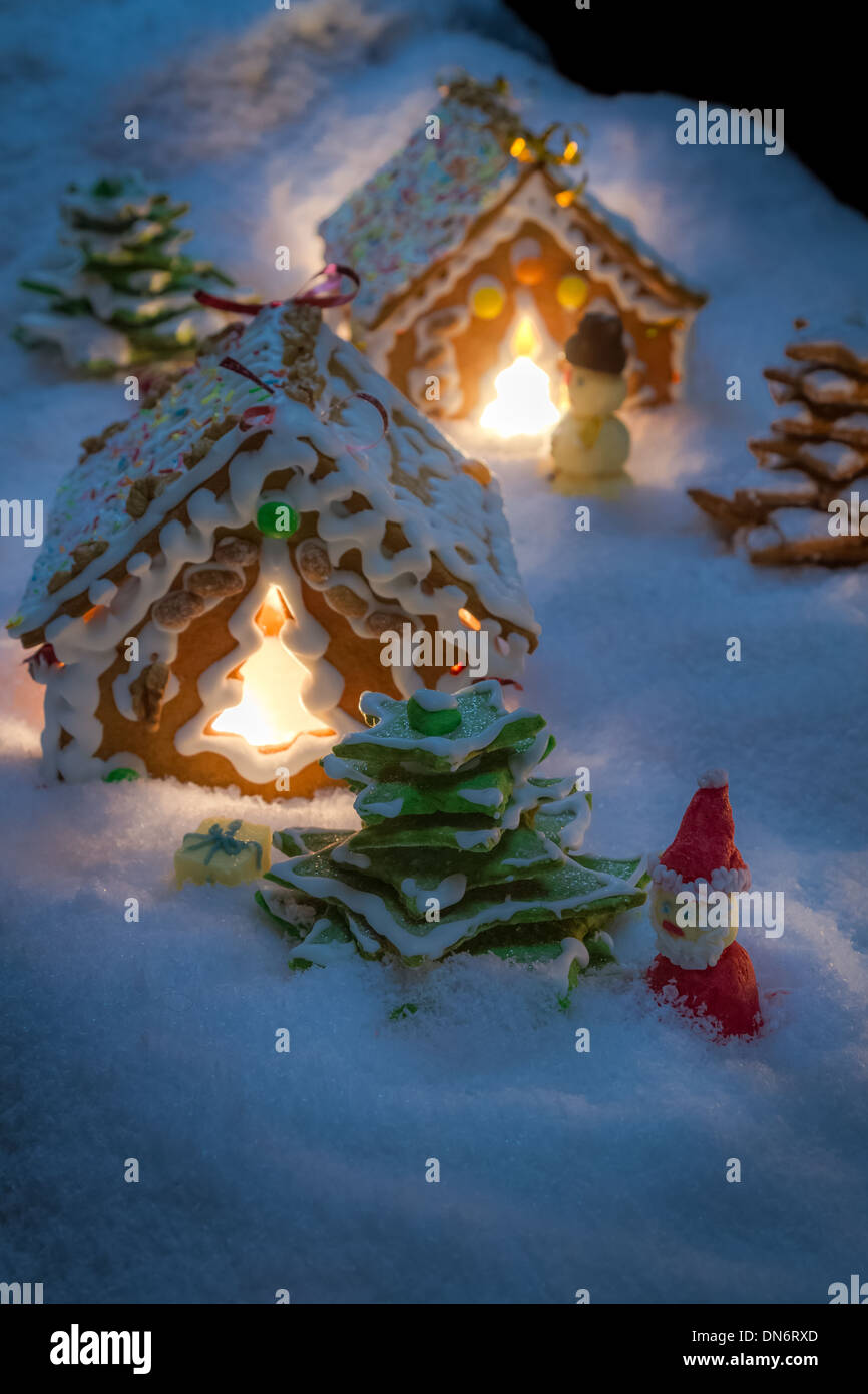 Village christmas gingerbread houses hi-res stock photography and ...