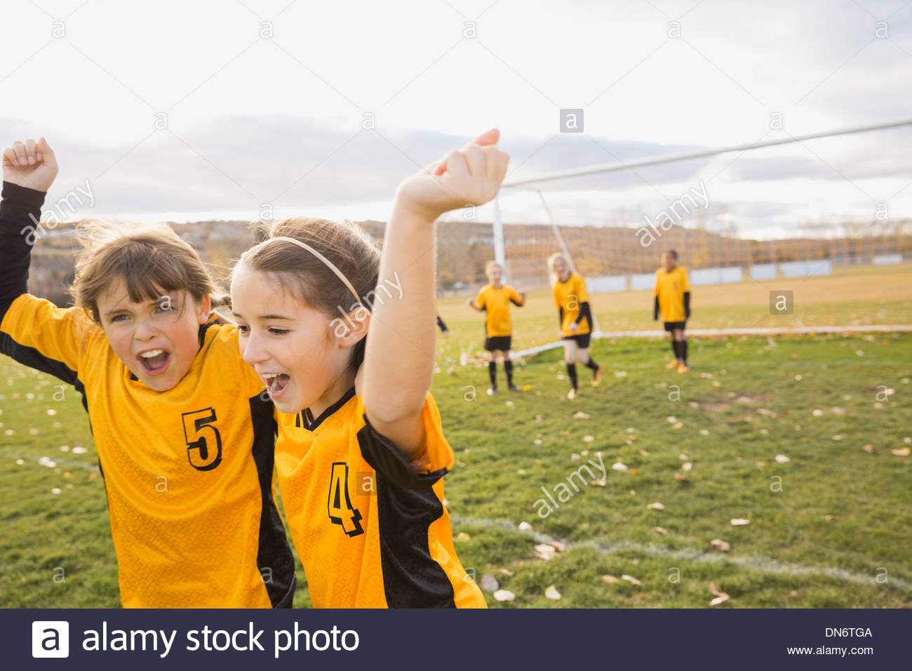 Soccer player celebrating daytime hi-res stock photography and images ...