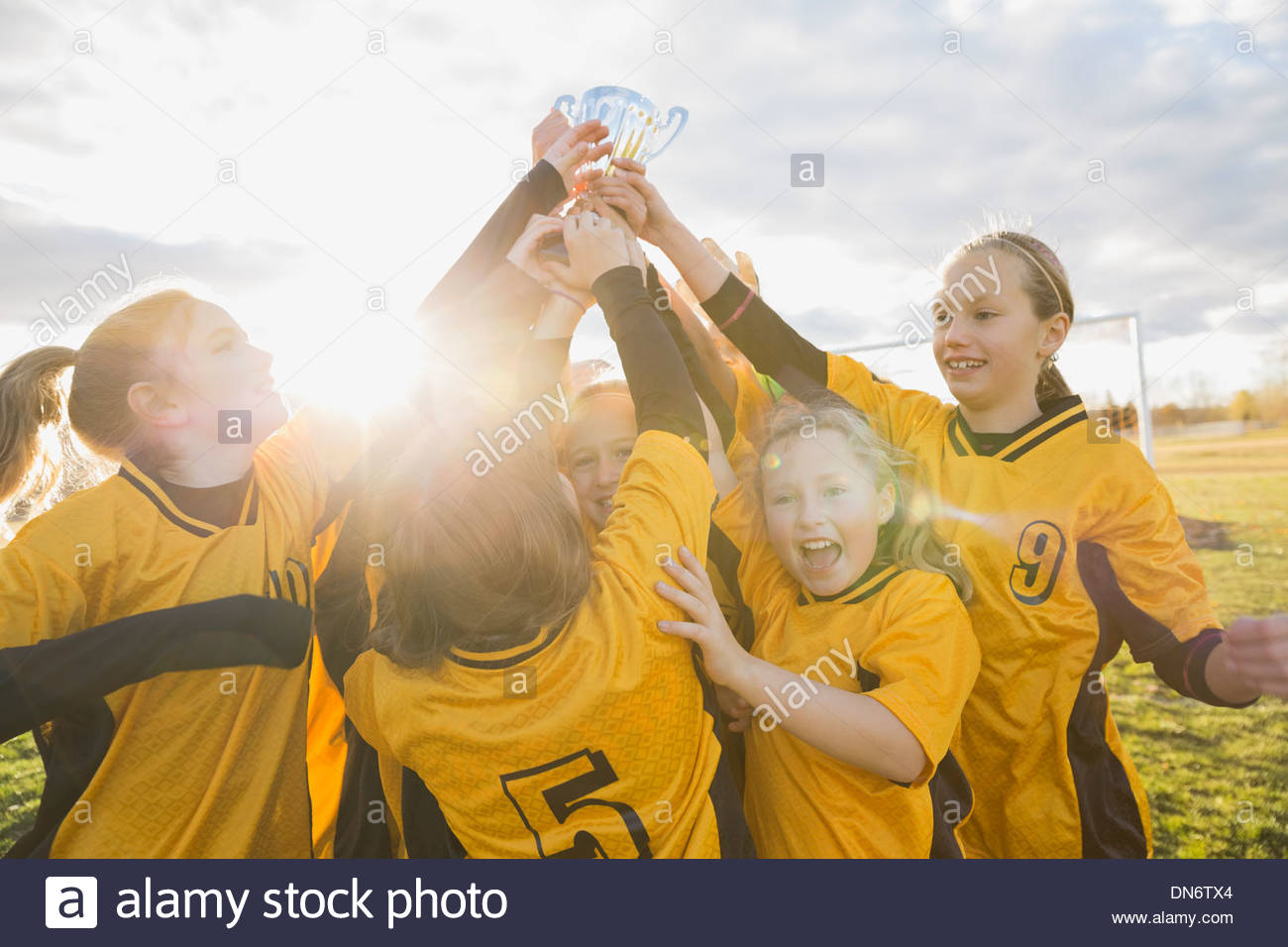 Soccer team trophy hi-res stock photography and images - Alamy