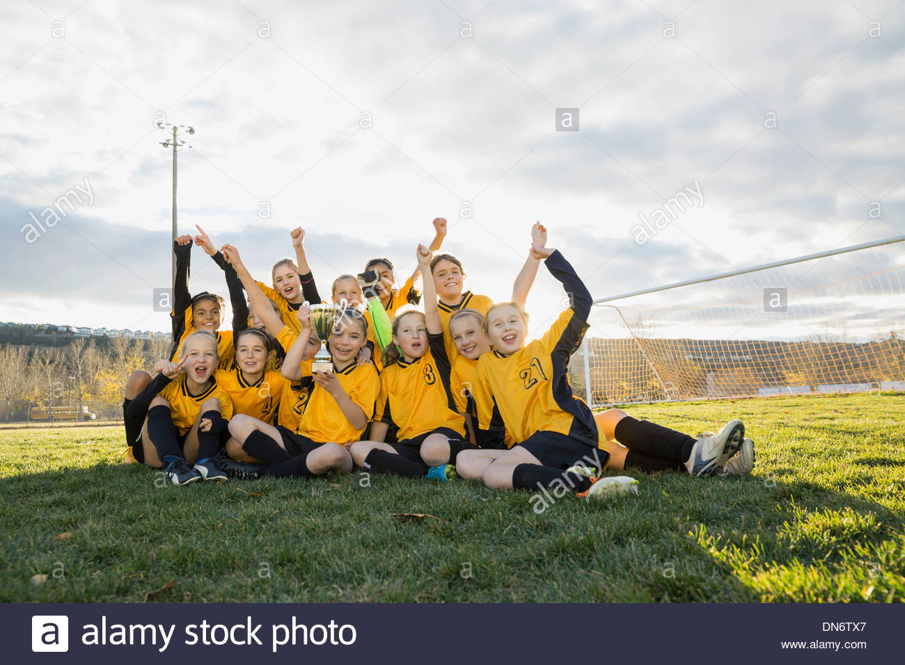 Team photo posing hi-res stock photography and images - Alamy