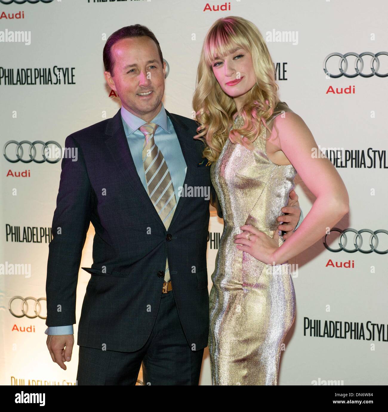 Broke girls actress beth behrs hi-res stock photography and images - Alamy