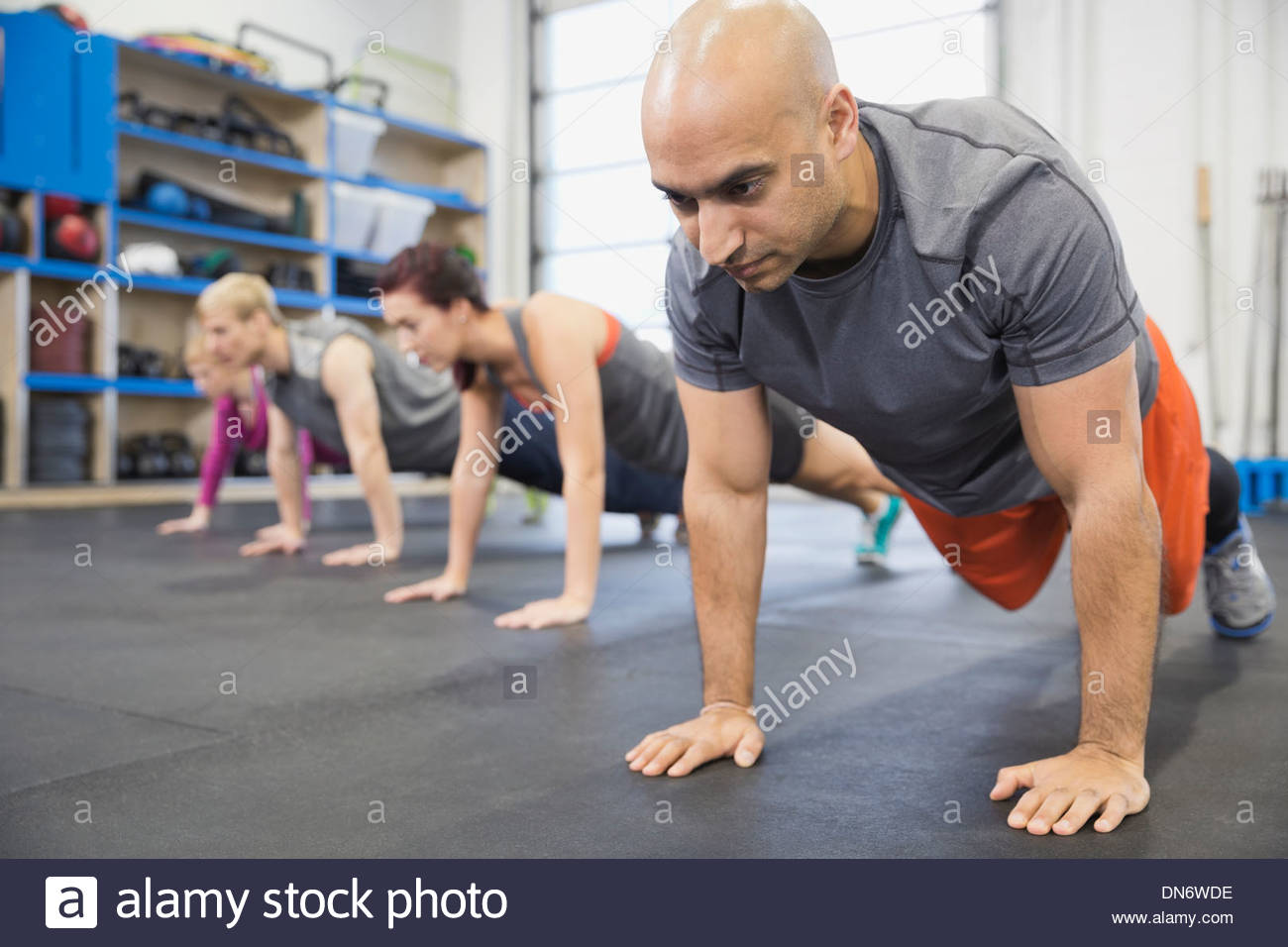 Full body hold hi-res stock photography and images - Alamy