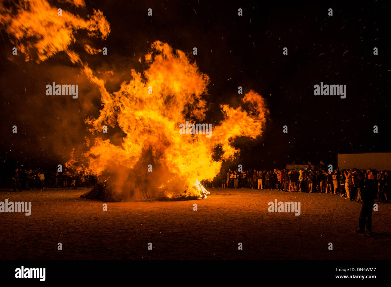 The bonfire hi-res stock photography and images - Alamy
