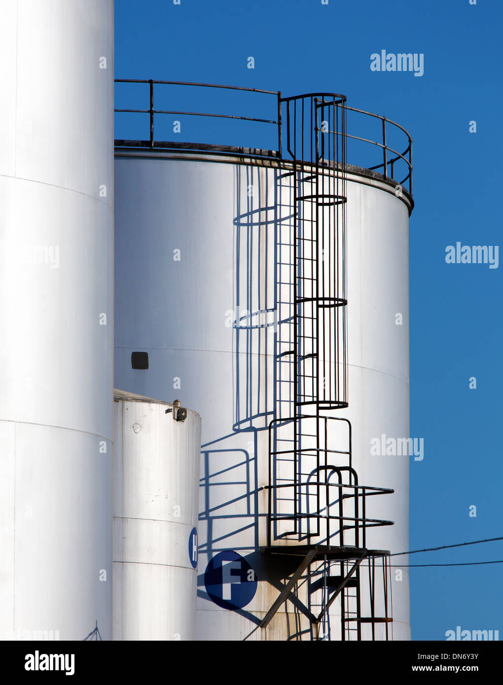 Industry ladder tank hi-res stock photography and images - Alamy