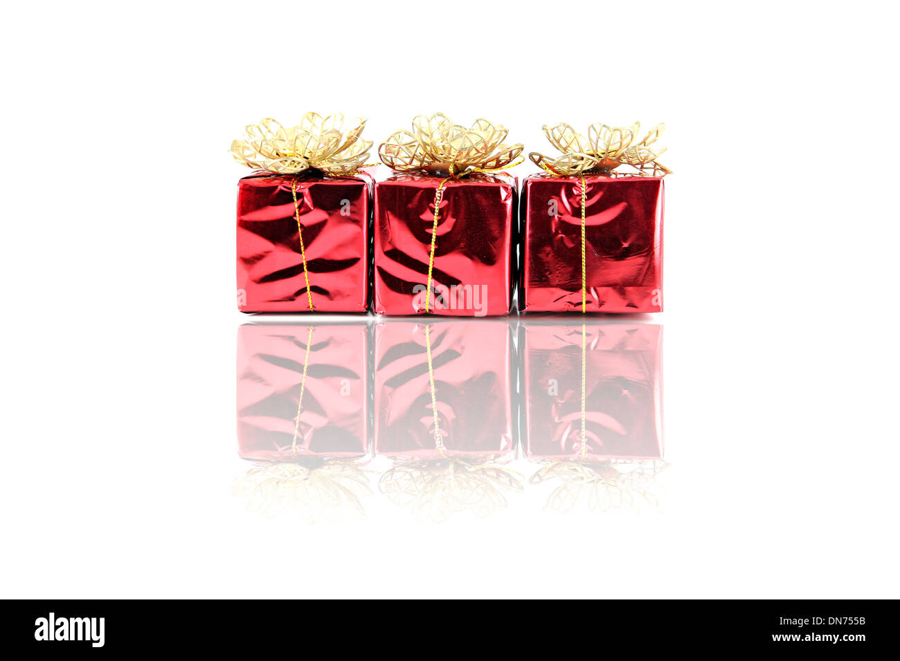 Red and gold box hi-res stock photography and images - Alamy