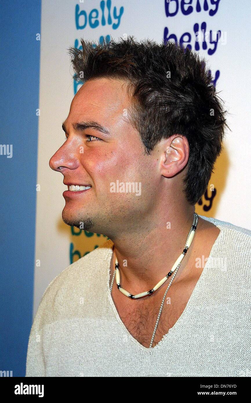 25 september 2002 hi-res stock photography and images - Alamy