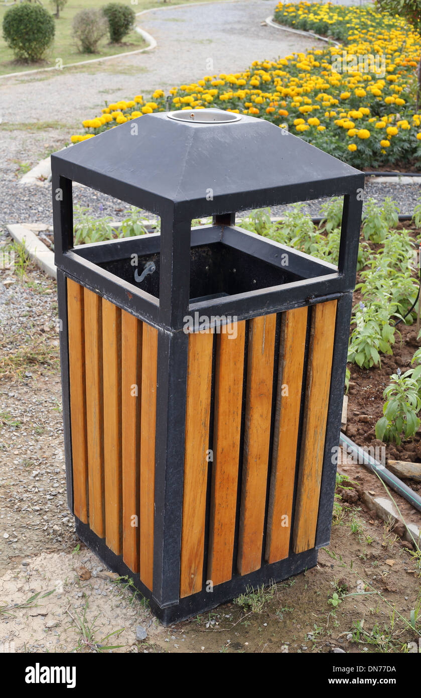 Wood garbage hi-res stock photography and images - Alamy