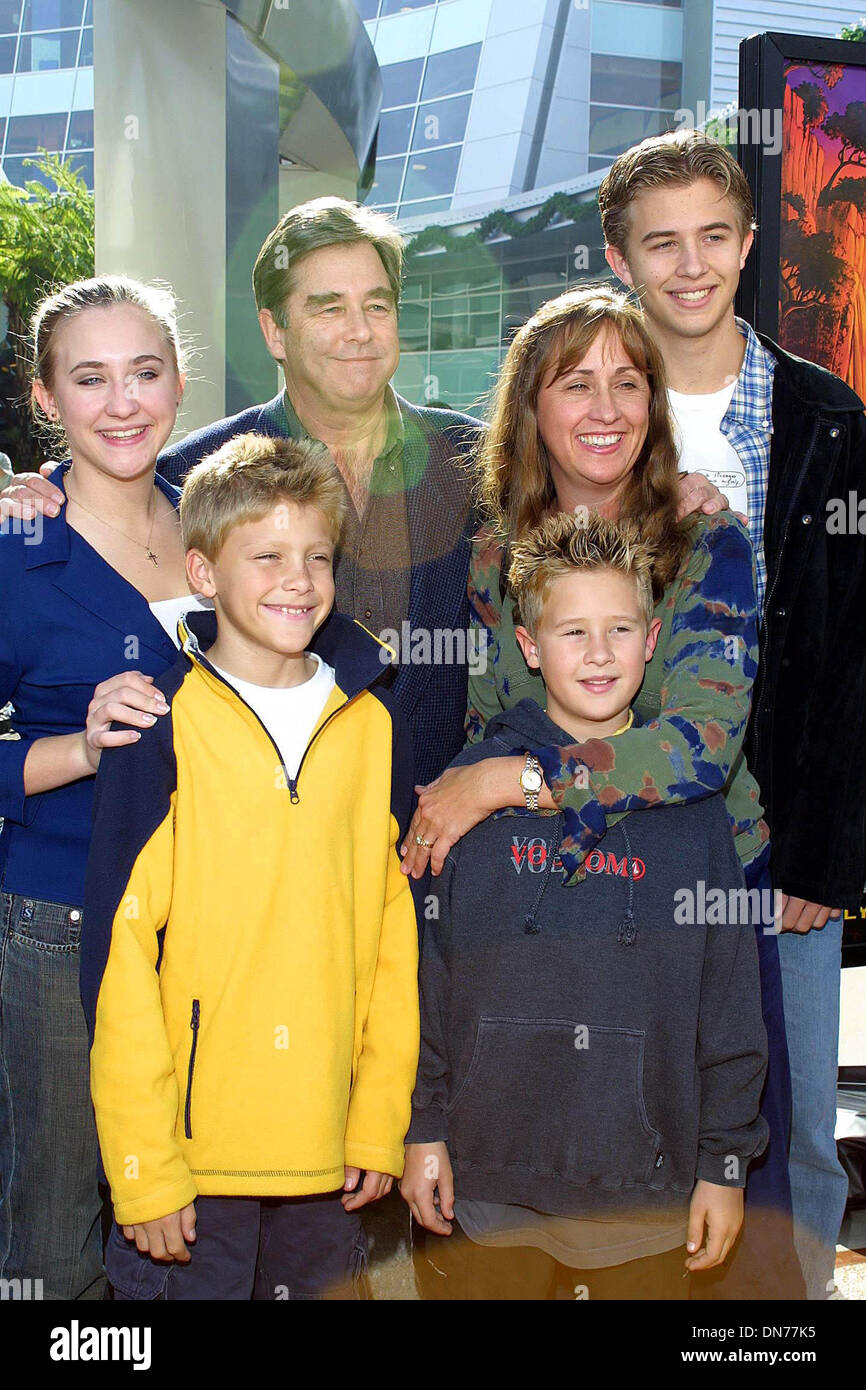 Beau bridges and family hi-res stock photography and images - Alamy
