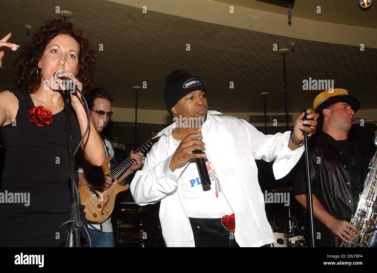 Mar. 23, 2002 - Hollywood, CA, USA - K24536AG: KELLY PERINE CELEBRATED ...