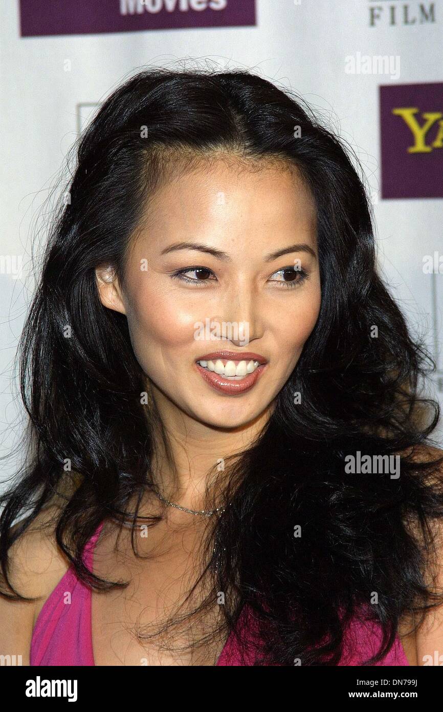 Oct. 2, 2002 - Hollywood, CA, USA - LINDA KIM..K26478TR - HOLLYWOOD ...