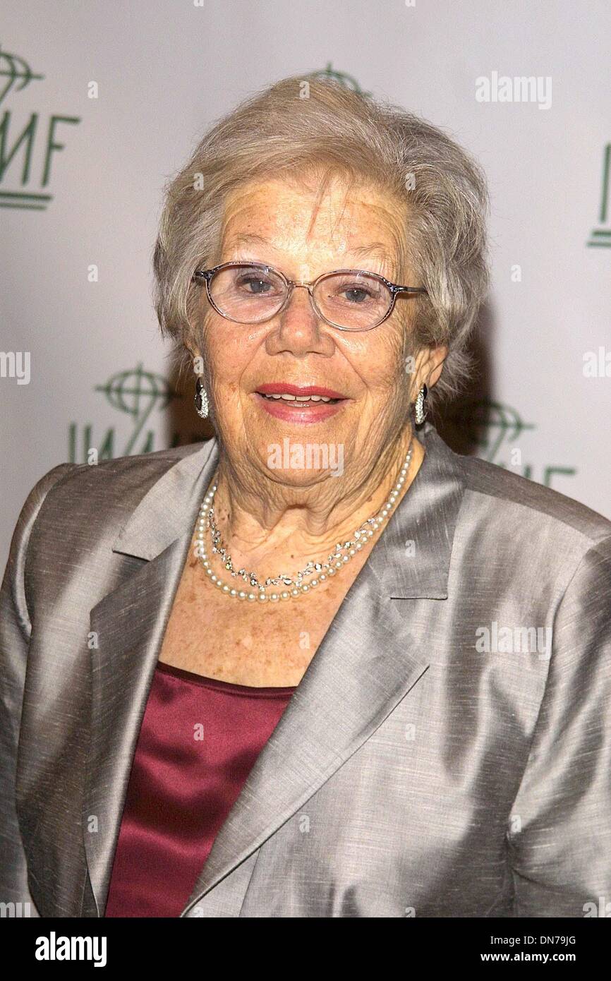 Oct. 24, 2002 - Beverly Hills, CA, USA - LYNN POVICH ..K26857TR ...