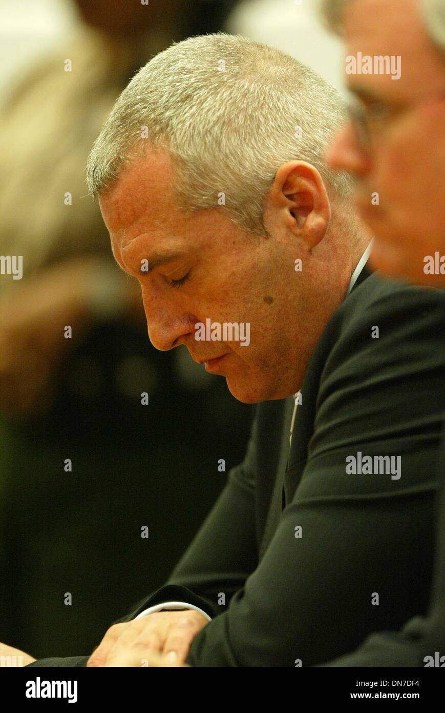 Jan. 25, 2002 - Los Angeles, CA, USA - K32206MR -.TOM SIZEMORE AT LOS ...