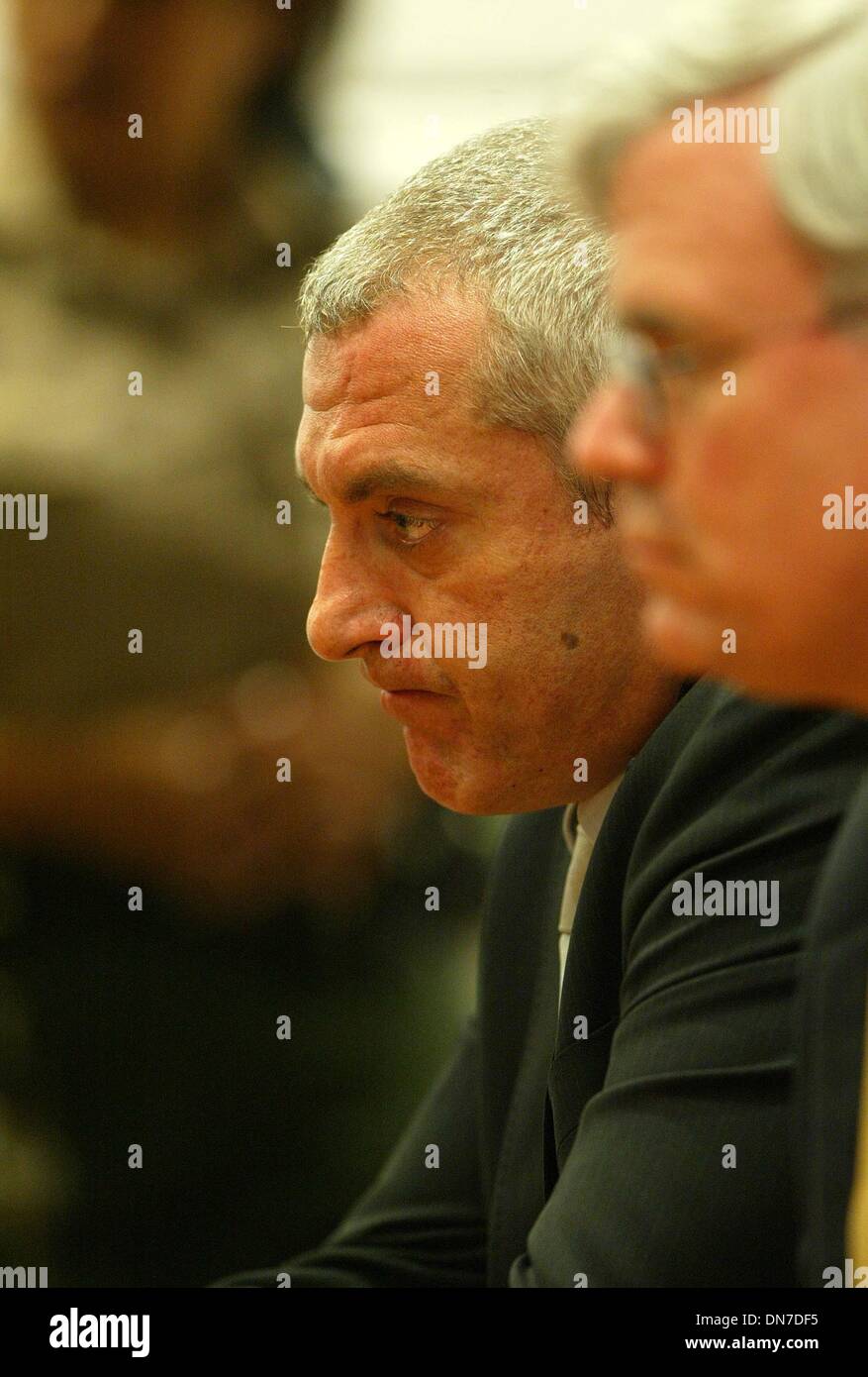 Jan. 25, 2002 - Los Angeles, CA, USA - K32206MR -.TOM SIZEMORE AT LOS ...